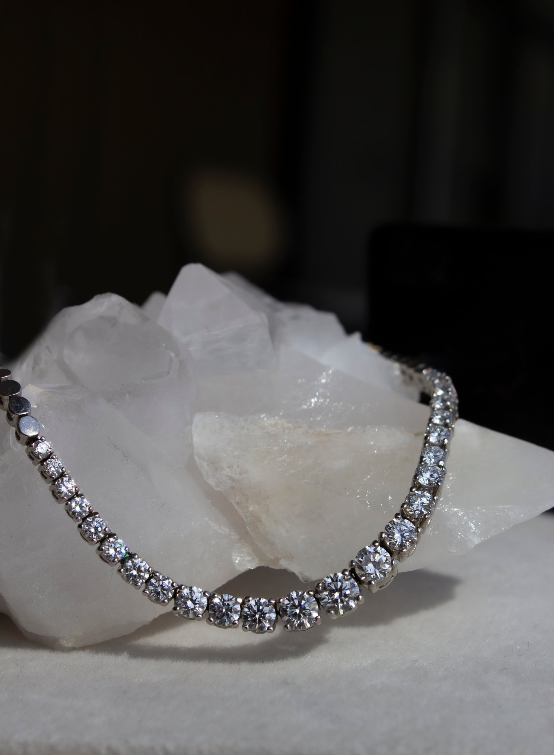 Poppy Finch - Contemporary fine jewelry made for every woman