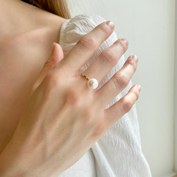 Large Pearl Hammered Ring – POPPY FINCH